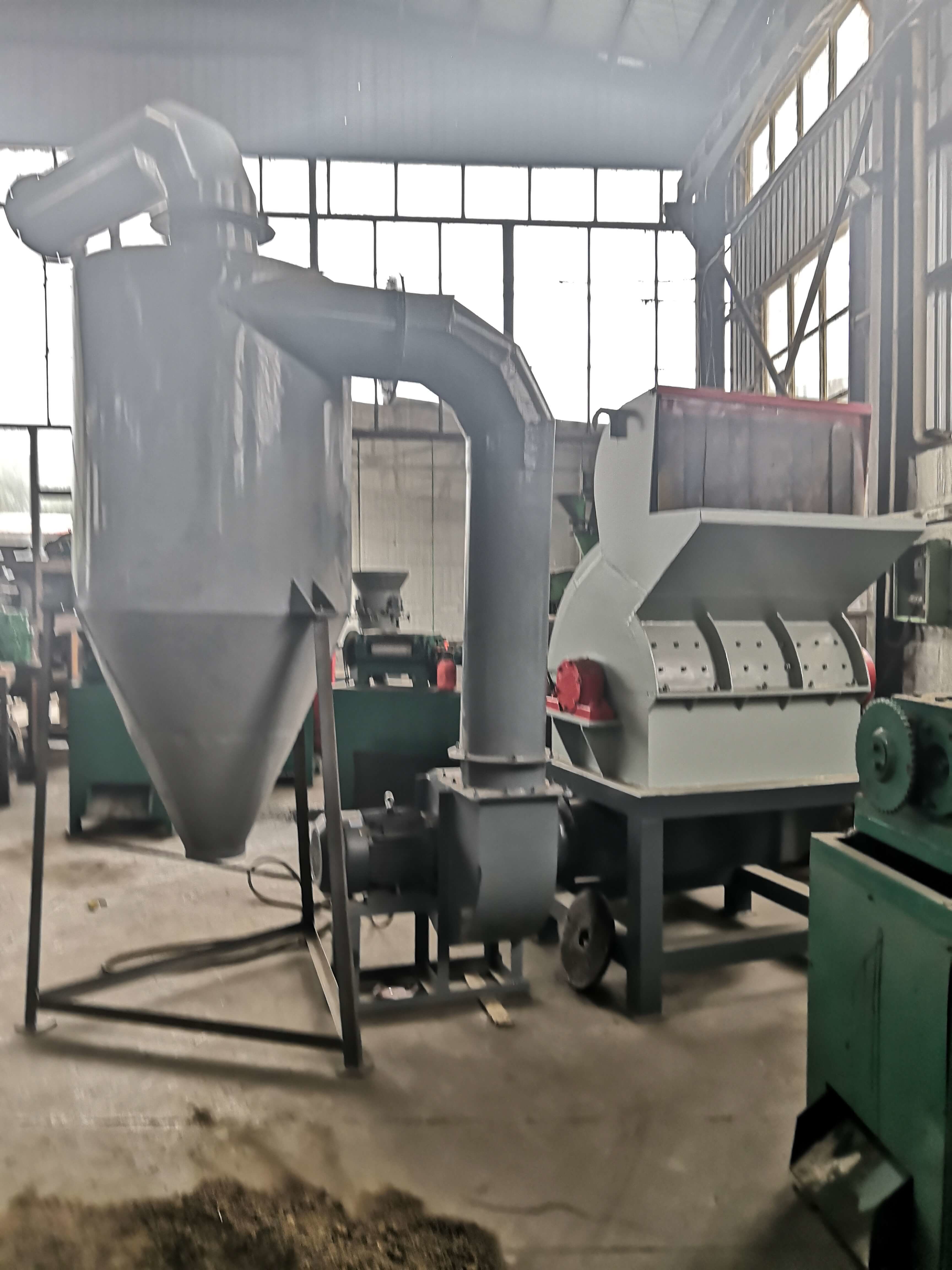Wood Crusher Machine Wood Chip Crusher Machine Wood Sawdust Shredder ...